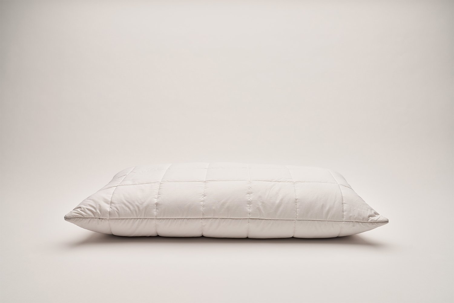 Vispring Adjustable Wool Pillow | Furniture World