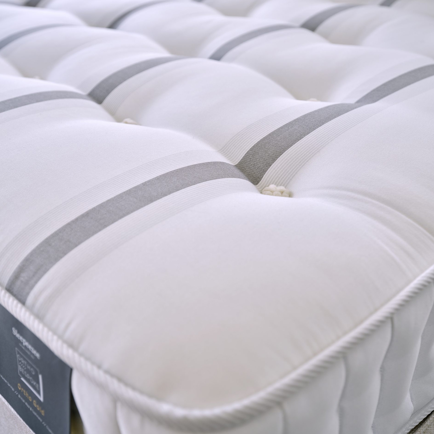 Sleepeezee Ortho Gold 2000 Backcare Divan Bed | Furniture World