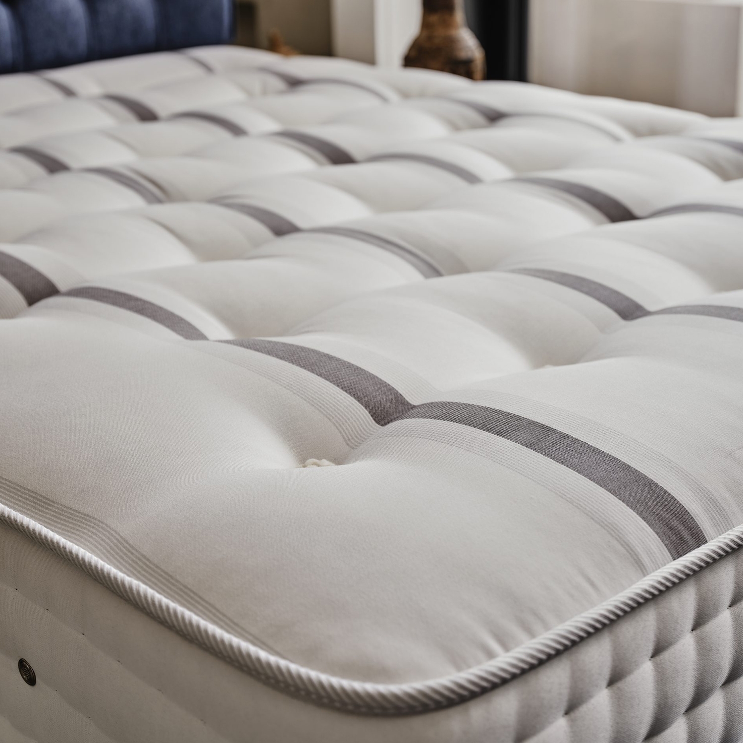 Sleepeezee Ortho Gold 2000 Backcare Mattress | Furniture World