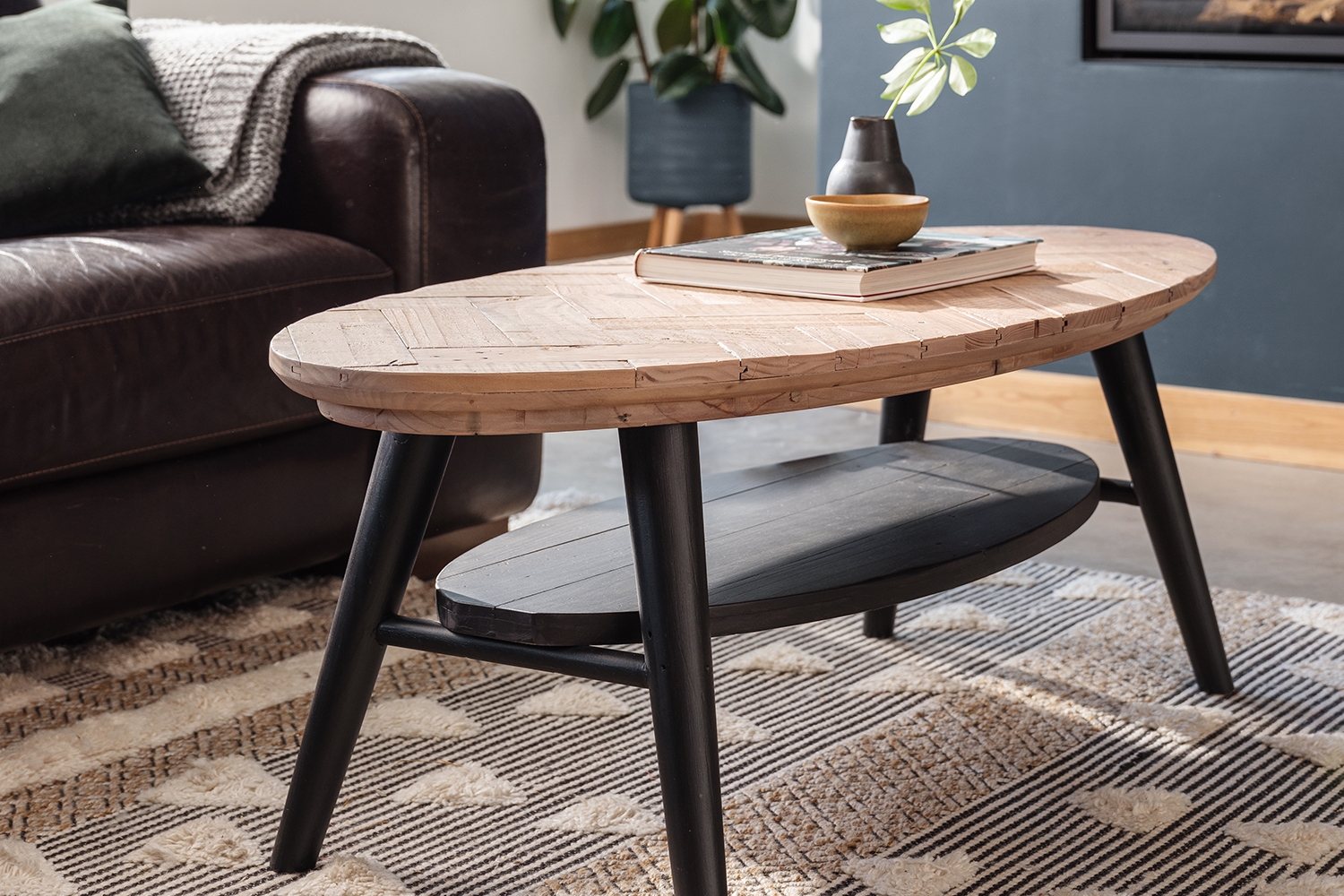 Farmhouse oval coffee table store