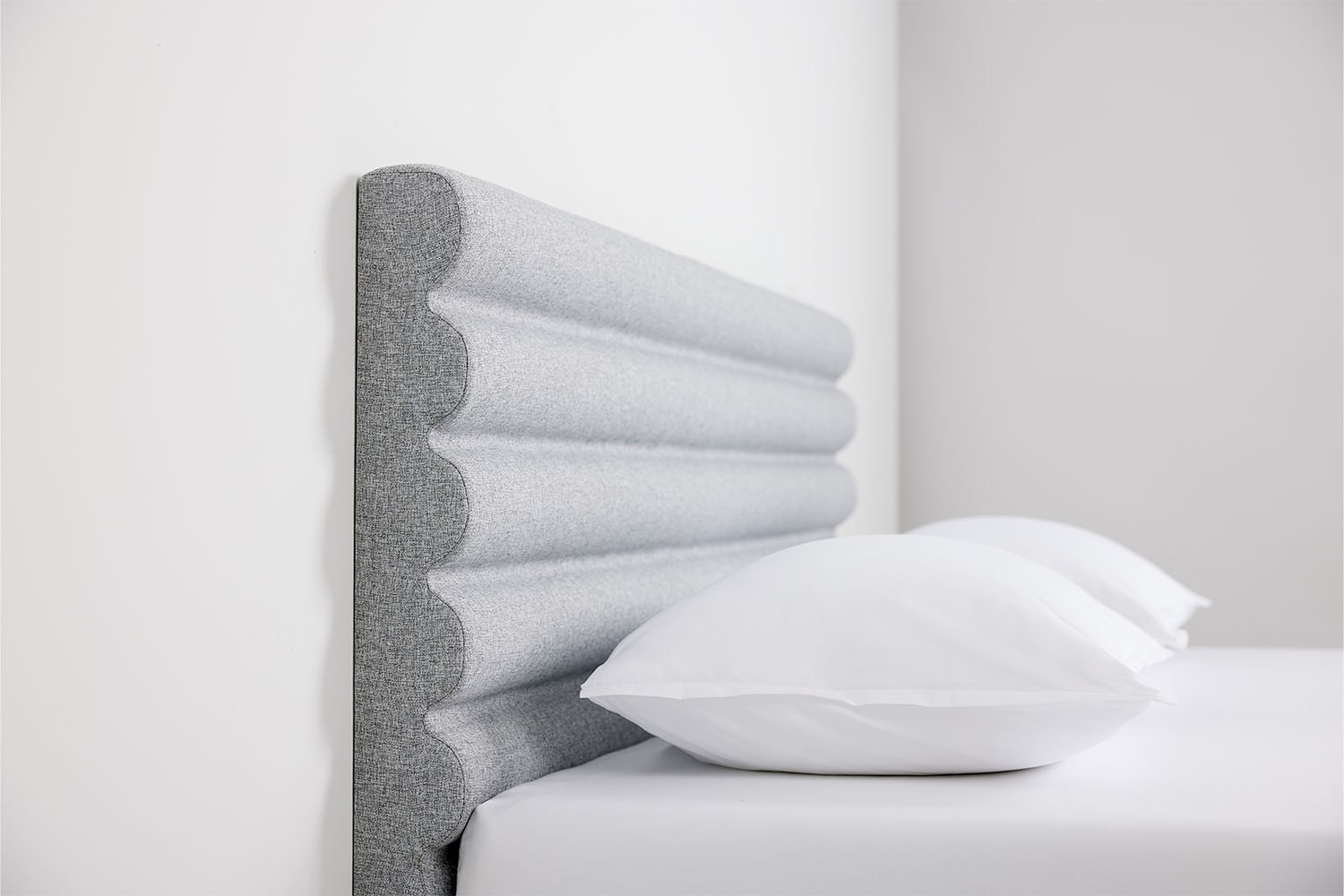 TEMPUR® Arc Adjustable Disc Bed Frame with Vectra Headboard - Furniture ...