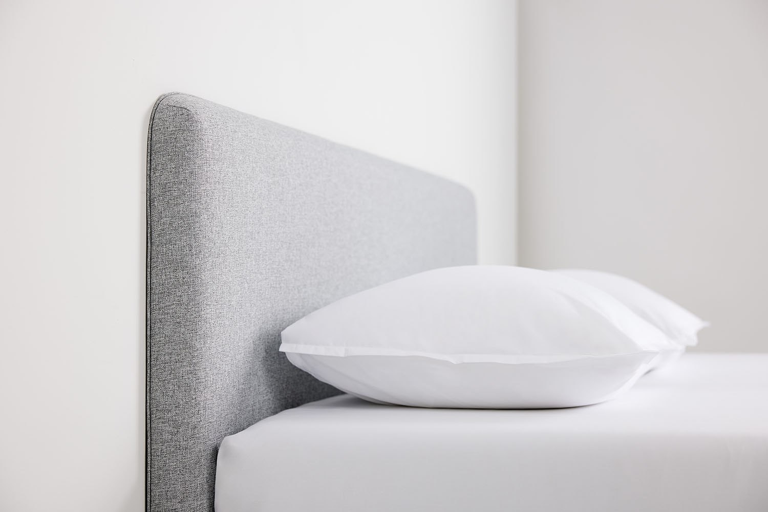 TEMPUR® Arc Disc Bed Frame with Form Headboard | Furniture World