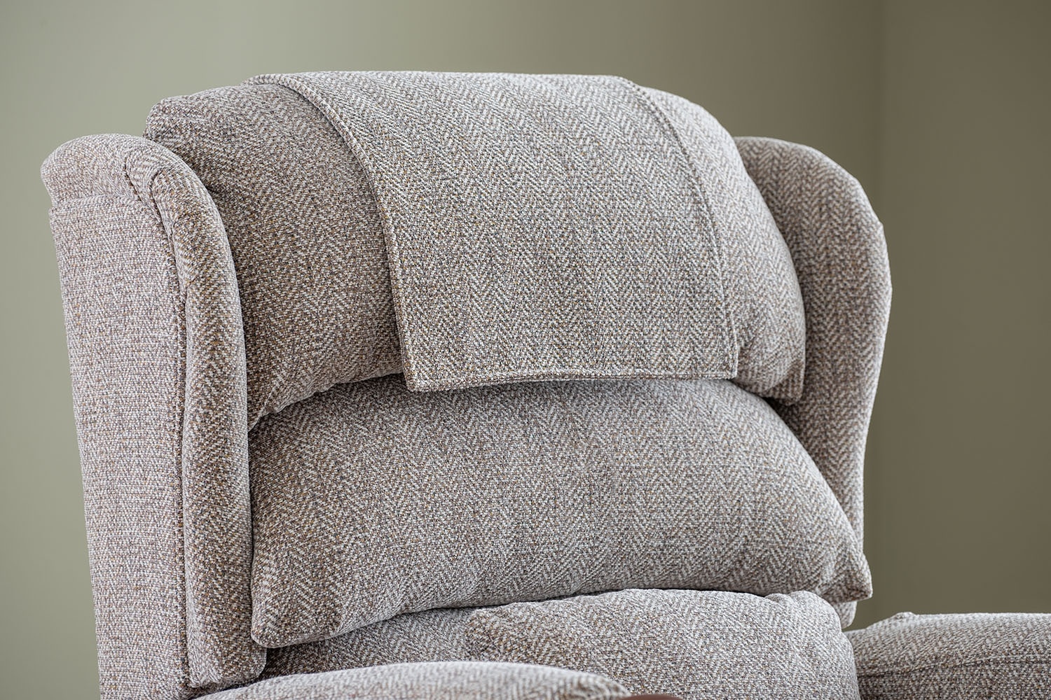 Weston Petite Motor Riser Recliner Chair | Furniture World