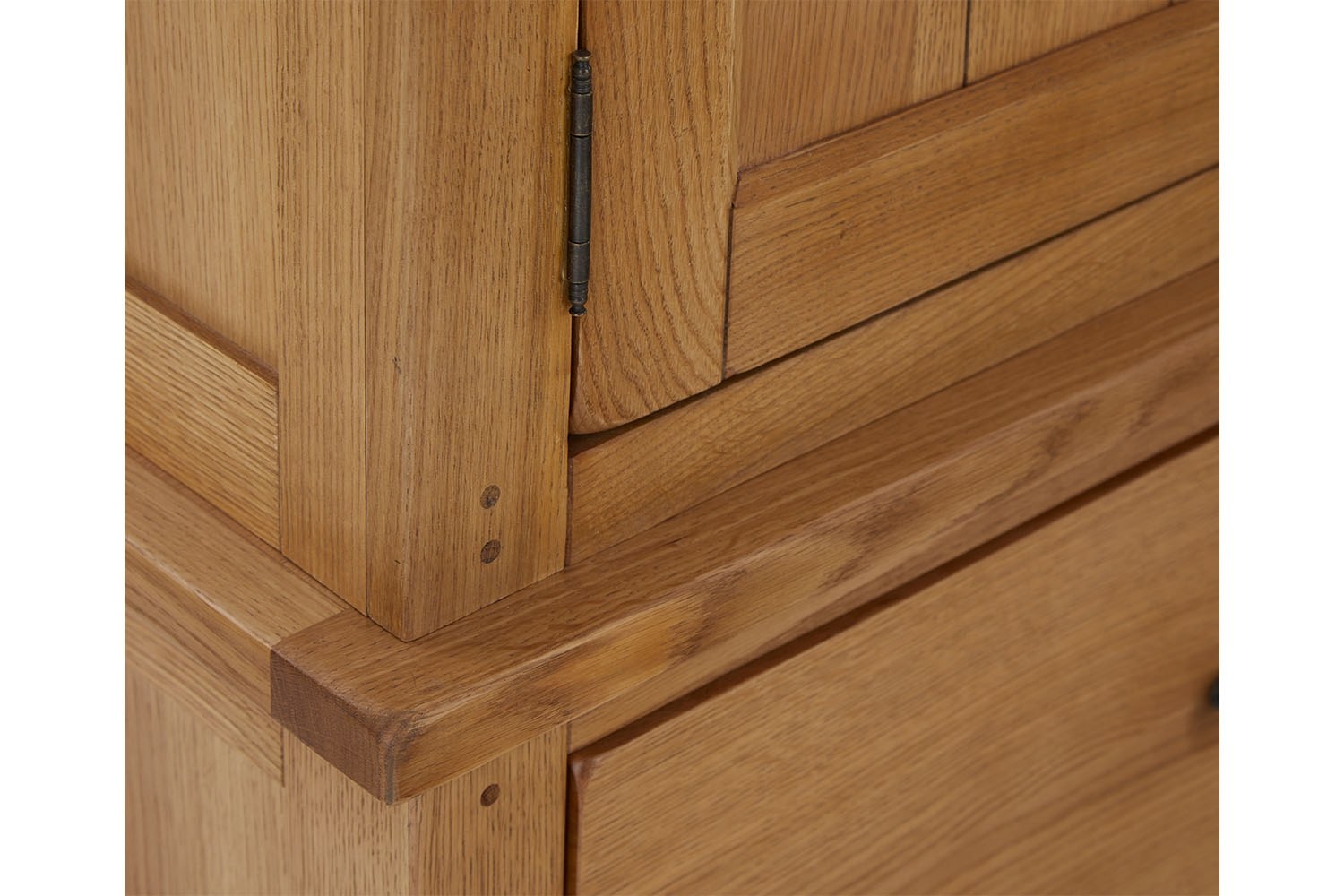 Burford Country Oak Triple Wardrobe | Furniture World
