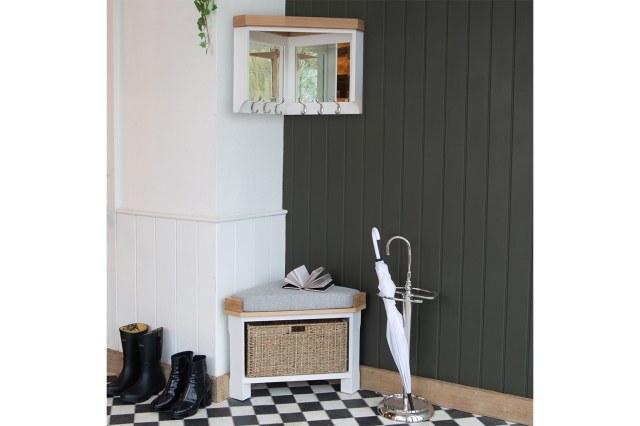 Classic Farmhouse Corner Hall Bench Top - Furniture World